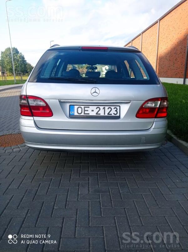 Mercedes-Benz E 220 2003 Kuldīga vietnē Pelēks Mercedes-Benz E 220 2003 Kuldīga, ar dzinēja tilpumu 2.20 L un nobraukumu 340 tūkst. km par 2650 €, foto 5 vietnē AUTOMOTO.COM.LV