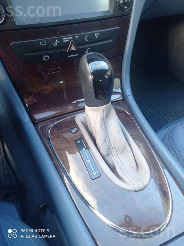 Mercedes-Benz E 220 2003 Kuldīga vietnē Pelēks Mercedes-Benz E 220 2003 Kuldīga, ar dzinēja tilpumu 2.20 L un nobraukumu 340 tūkst. km par 2650 €, foto 10 vietnē AUTOMOTO.COM.LV