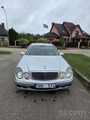 Серый Мерседес E 220 2003 в Даугавпилс, объемом двигателя 2.20 л и пробегом 375 тыс. км за 2200 €, фото  на AUTOMOTO.COM.LV