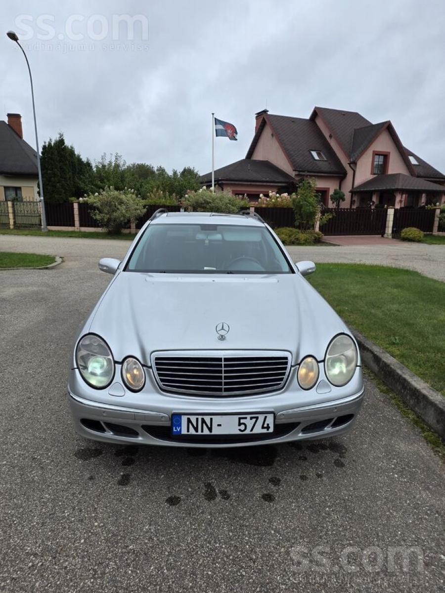 Серый Мерседес E 220 2003 в Даугавпилс, объемом двигателя 2.20 л и пробегом 375 тыс. км за 2200 €, фото 1 на AUTOMOTO.COM.LV