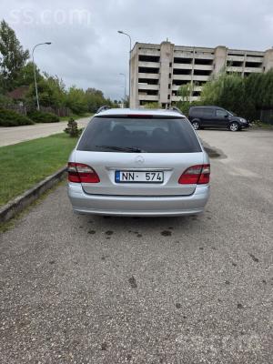 Серый Мерседес E 220 2003 в Даугавпилс, объемом двигателя 2.20 л и пробегом 375 тыс. км за 2200 €, фото 5 на AUTOMOTO.COM.LV