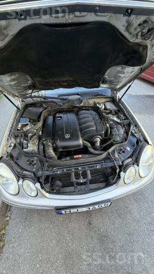 Grey Mercedes-Benz E 220 2004 in Riga, with an engine capacity of 2.20 L and mileage of 341 thousand km for 2850 €, photo 7 on AUTOMOTO.COM.LV