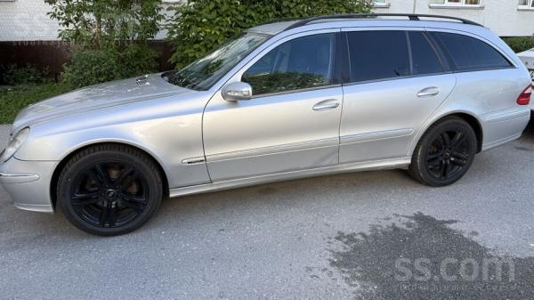 Grey Mercedes-Benz E 220 2004 in Riga, with an engine capacity of 2.20 L and mileage of 341 thousand km for 2850 €, photo 7 on AUTOMOTO.COM.LV