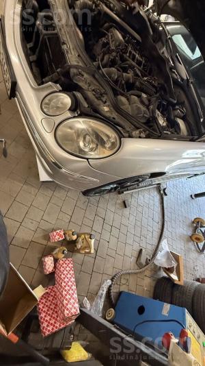 Grey Mercedes-Benz E 220 2004 in Riga, with an engine capacity of 2.20 L and mileage of 341 thousand km for 2850 €, photo 11 on AUTOMOTO.COM.LV