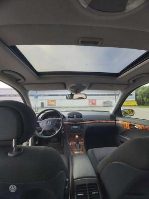 Pelēks Mercedes-Benz E 220 2004 Klaipėda, ar dzinēja tilpumu 2.15 L un nobraukumu 370 tūkst. km par 2400 €, foto 4 vietnē AUTOMOTO.COM.LV