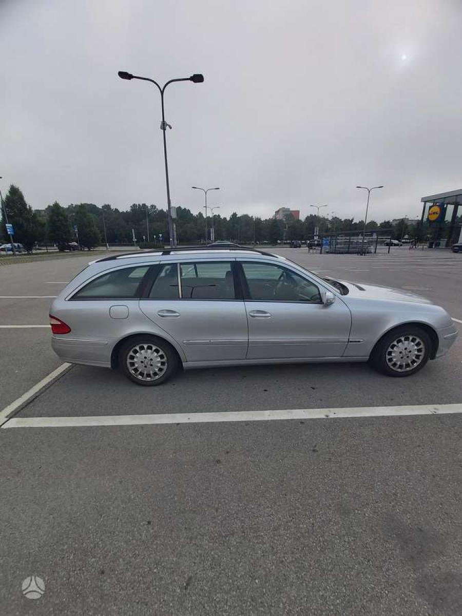 Pelēks Mercedes-Benz E 220 2004 Klaipėda, ar dzinēja tilpumu 2.15 L un nobraukumu 370 tūkst. km par 2400 €, foto 8 vietnē AUTOMOTO.COM.LV