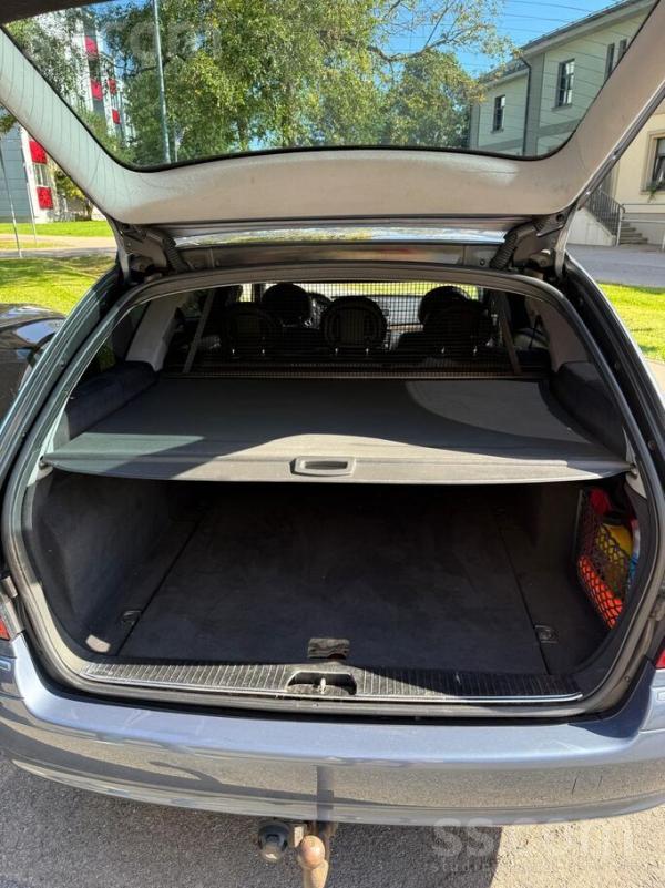 Grey Mercedes-Benz E 220 2004 in Riga, with an engine capacity of 2.20 L and mileage of 316 thousand km for 2800 €, photo 7 on AUTOMOTO.COM.LV