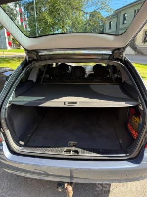 Grey Mercedes-Benz E 220 2004 in Riga, with an engine capacity of 2.20 L and mileage of 316 thousand km for 2800 €, photo 7 on AUTOMOTO.COM.LV