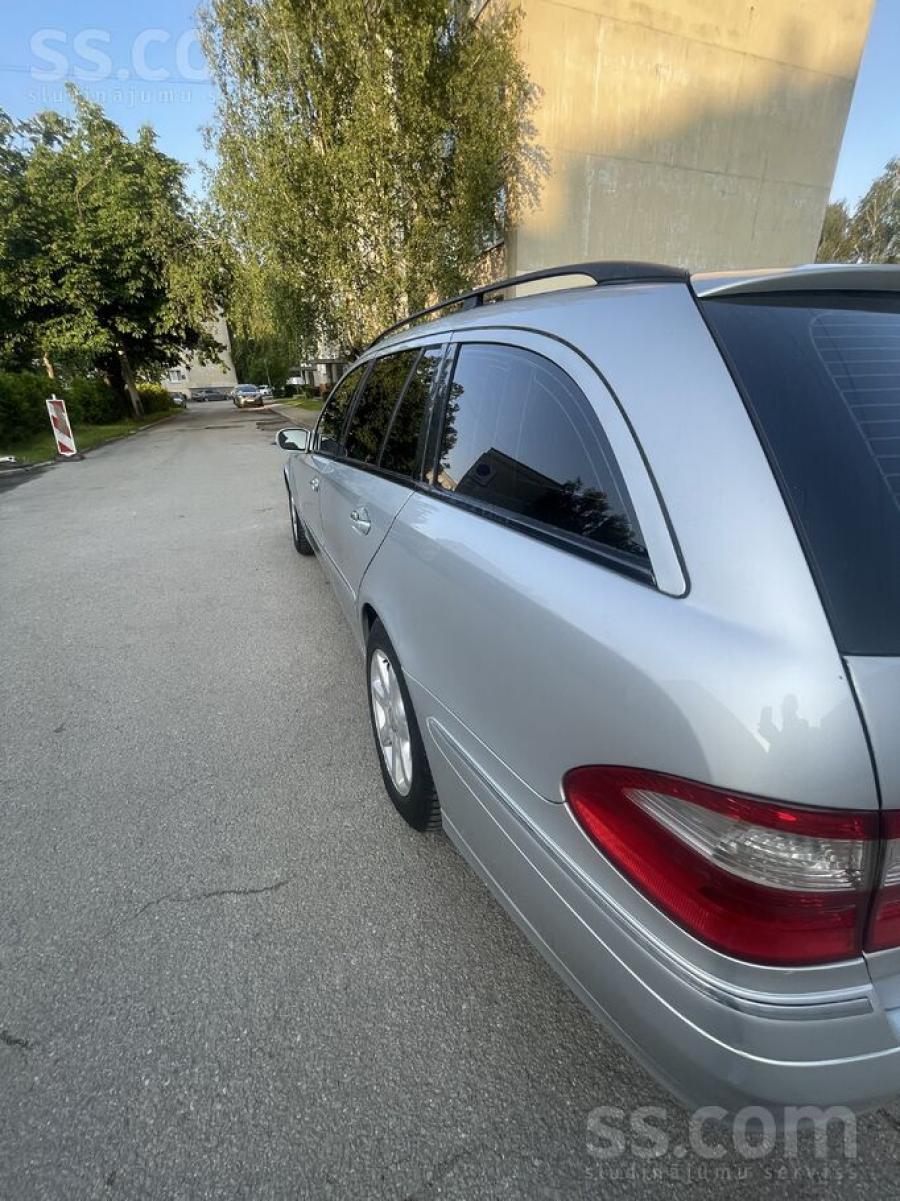 Grey Mercedes-Benz E 220 2005 in Riga, with an engine capacity of 2.20 L and mileage of 220 thousand km for 1400 €, photo 8 on AUTOMOTO.COM.LV