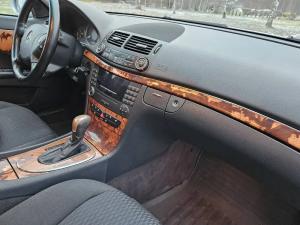 Pelēks Mercedes-Benz E 220 2005 Jēkabpils, ar dzinēja tilpumu 2.20 L un nobraukumu 291 tūkst. km par 2150 €, foto 13 vietnē AUTOMOTO.COM.LV