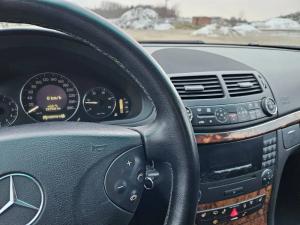 Pelēks Mercedes-Benz E 220 2005 Jēkabpils, ar dzinēja tilpumu 2.20 L un nobraukumu 291 tūkst. km par 2150 €, foto 16 vietnē AUTOMOTO.COM.LV