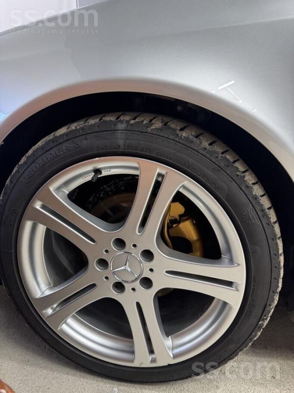 Pelēks Mercedes-Benz E 220 2005 Daugavpils, ar dzinēja tilpumu 2.20 L un nobraukumu 390 tūkst. km par 5300 €, foto 5 vietnē AUTOMOTO.COM.LV