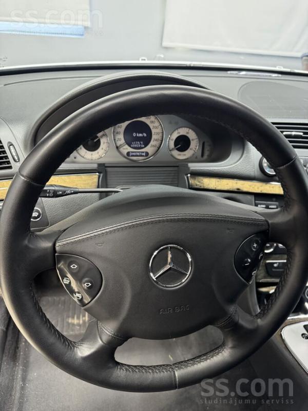 Pelēks Mercedes-Benz E 220 2005 Daugavpils, ar dzinēja tilpumu 2.20 L un nobraukumu 390 tūkst. km par 5300 €, foto 7 vietnē AUTOMOTO.COM.LV