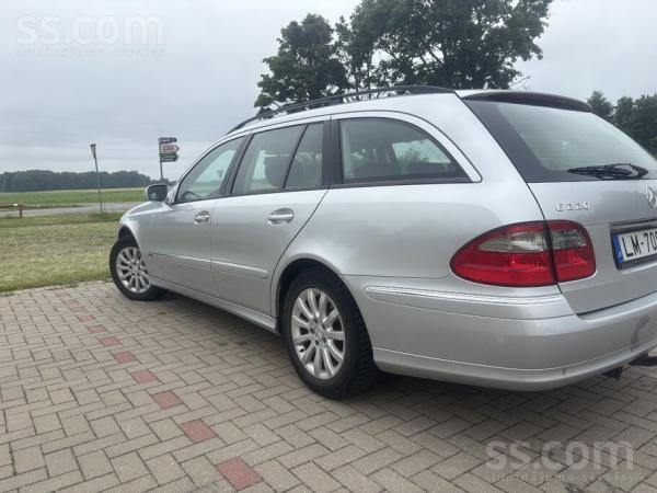 Grey Mercedes-Benz E 220 2006 in Cesis, with an engine capacity of 2.20 L and mileage of 329 thousand km for 3300 €, photo 5 on AUTOMOTO.COM.LV