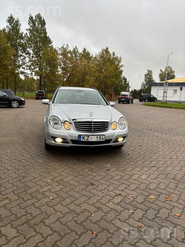 Pelēks Mercedes-Benz E 220 2006 Cēsis, ar dzinēja tilpumu 2.20 L un nobraukumu 419 tūkst. km par 3100 €, foto 4 vietnē AUTOMOTO.COM.LV