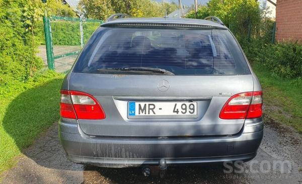 Мерседес E 220 2006 в Огре на AUTOMOTO.COM.LV Серый Мерседес E 220 2006 в Огре, объемом двигателя 2.20 л и пробегом 232 тыс. км за 2750 €, фото 5 на AUTOMOTO.COM.LV