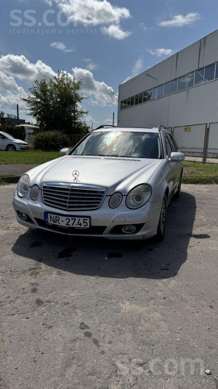 Pelēks Mercedes-Benz E 220 2007 Rīga, ar dzinēja tilpumu 2.20 L un nobraukumu 350 tūkst. km par 1450 €, foto 4 vietnē AUTOMOTO.COM.LV