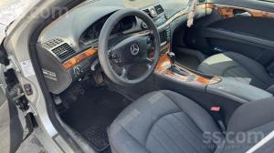Pelēks Mercedes-Benz E 220 2007 Rīga, ar dzinēja tilpumu 2.20 L un nobraukumu 350 tūkst. km par 1450 €, foto 12 vietnē AUTOMOTO.COM.LV