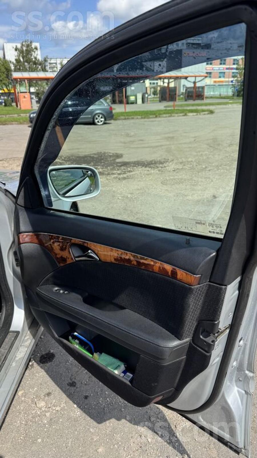 Pelēks Mercedes-Benz E 220 2007 Rīga, ar dzinēja tilpumu 2.20 L un nobraukumu 350 tūkst. km par 1450 €, foto 13 vietnē AUTOMOTO.COM.LV
