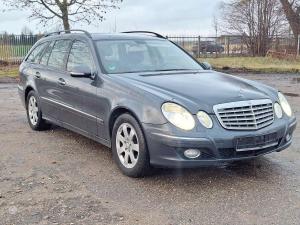 Pelēks Mercedes-Benz E 220 2008 Jurbarkas, ar dzinēja tilpumu 2.20 L un nobraukumu 347 tūkst. km par 2850 €, foto  vietnē AUTOMOTO.COM.LV