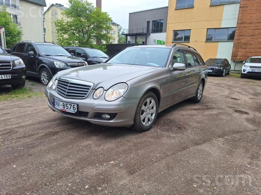 Pelēks Mercedes-Benz E 220 2008 Daugavpils, ar dzinēja tilpumu 2.20 L un nobraukumu 0 tūkst. km par 4150 €, foto 4 vietnē AUTOMOTO.COM.LV