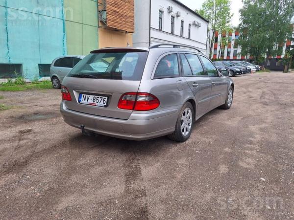 Серый Мерседес E 220 2008 в Даугавпилс, объемом двигателя 2.20 л и пробегом 0 тыс. км за 4150 €, фото 7 на AUTOMOTO.COM.LV