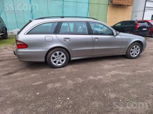 Pelēks Mercedes-Benz E 220 2008 Daugavpils, ar dzinēja tilpumu 2.20 L un nobraukumu 0 tūkst. km par 4150 €, foto 9 vietnē AUTOMOTO.COM.LV