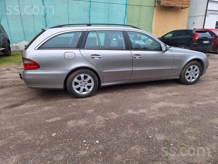 Pelēks Mercedes-Benz E 220 2008 Daugavpils, ar dzinēja tilpumu 2.20 L un nobraukumu 0 tūkst. km par 4150 €, foto 9 vietnē AUTOMOTO.COM.LV