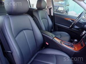 Pelēks Mercedes-Benz E 220 2008 Daugavpils, ar dzinēja tilpumu 2.20 L un nobraukumu 0 tūkst. km par 4150 €, foto 15 vietnē AUTOMOTO.COM.LV
