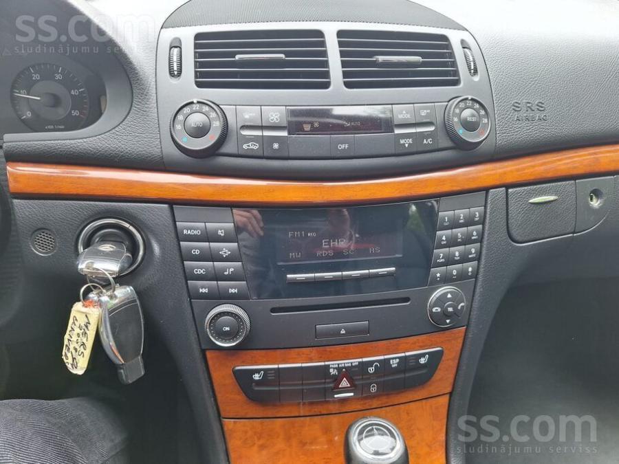 Pelēks Mercedes-Benz E 220 2008 Daugavpils, ar dzinēja tilpumu 2.20 L un nobraukumu 0 tūkst. km par 4150 €, foto 17 vietnē AUTOMOTO.COM.LV