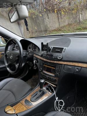 Grey Mercedes-Benz E 220 2008 in Daugavpils, with an engine capacity of 2.20 L and mileage of 400 thousand km for 3000 €, photo 3 on AUTOMOTO.COM.LV