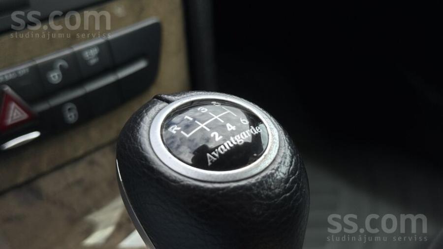 Серый Мерседес E 220 2009 в Рига, объемом двигателя 2.20 л и пробегом 338 тыс. км за 3650 €, фото 18 на AUTOMOTO.COM.LV