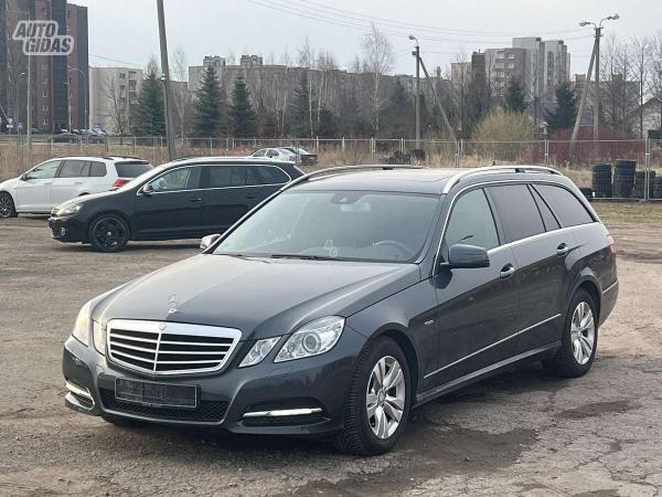 Pelēks Mercedes-Benz E 220 2010 Kėdainiai, ar dzinēja tilpumu 2.20 L un nobraukumu 268 tūkst. km par 5999 €, foto 2 vietnē AUTOMOTO.COM.LV