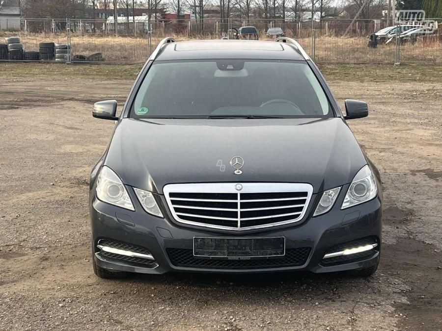 Серый Мерседес E 220 2010 в Кедайняй, объемом двигателя 2.20 л и пробегом 268 тыс. км за 5999 €, фото 8 на AUTOMOTO.COM.LV