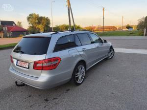 Pelēks Mercedes-Benz E 220 2010 Jurbarkas, ar dzinēja tilpumu 2.20 L un nobraukumu 286 tūkst. km par 4400 €, foto 5 vietnē AUTOMOTO.COM.LV