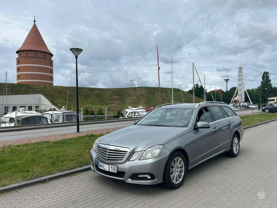Pelēks Mercedes-Benz E 220 2010 Klaipėda, ar dzinēja tilpumu 2.14 L un nobraukumu 355 tūkst. km par 4300 €, foto 1 vietnē AUTOMOTO.COM.LV