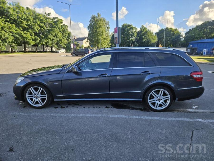 Серый Мерседес E 220 2011 в Рига, объемом двигателя 2.20 л и пробегом 389 тыс. км за 5900 €, фото 10 на AUTOMOTO.COM.LV