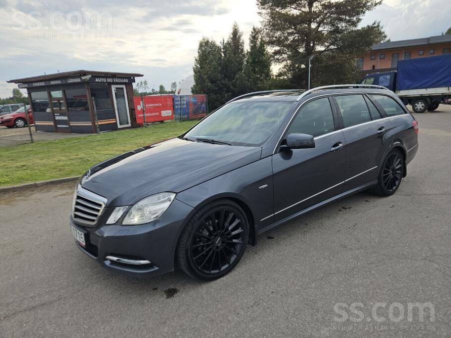 Серый Мерседес E 220 2011 в Цесис, объемом двигателя 2.20 л и пробегом 327 тыс. км за 7700 €, фото 1 на AUTOMOTO.COM.LV
