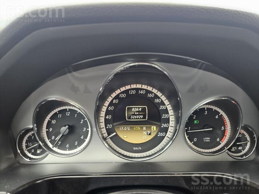 Серый Мерседес E 220 2011 в Цесис, объемом двигателя 2.20 л и пробегом 327 тыс. км за 7700 €, фото 21 на AUTOMOTO.COM.LV