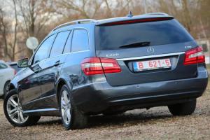 Серый Мерседес E 220 2011 в Рига, объемом двигателя 2.20 л и пробегом 290 тыс. км за 7990 €, фото 5 на AUTOMOTO.COM.LV