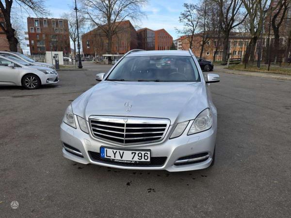 Pelēks Mercedes-Benz E 220 2011 Klaipėda, ar dzinēja tilpumu 2.14 L un nobraukumu 340 tūkst. km par 4000 €, foto 3 vietnē AUTOMOTO.COM.LV