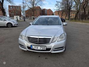 Серый Мерседес E 220 2011 в Клайпеда, объемом двигателя 2.14 л и пробегом 340 тыс. км за 4000 €, фото 4 на AUTOMOTO.COM.LV