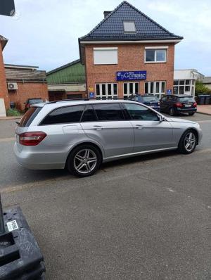 Grey Mercedes-Benz E 220 2011 in Silale, with an engine capacity of 2.10 L and mileage of 341 thousand km for 3700 €, photo 3 on AUTOMOTO.COM.LV