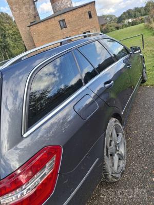 Grey Mercedes-Benz E 220 2011 in Bauska, with an engine capacity of 2.20 L and mileage of 517 thousand km for 5500 €, photo 7 on AUTOMOTO.COM.LV