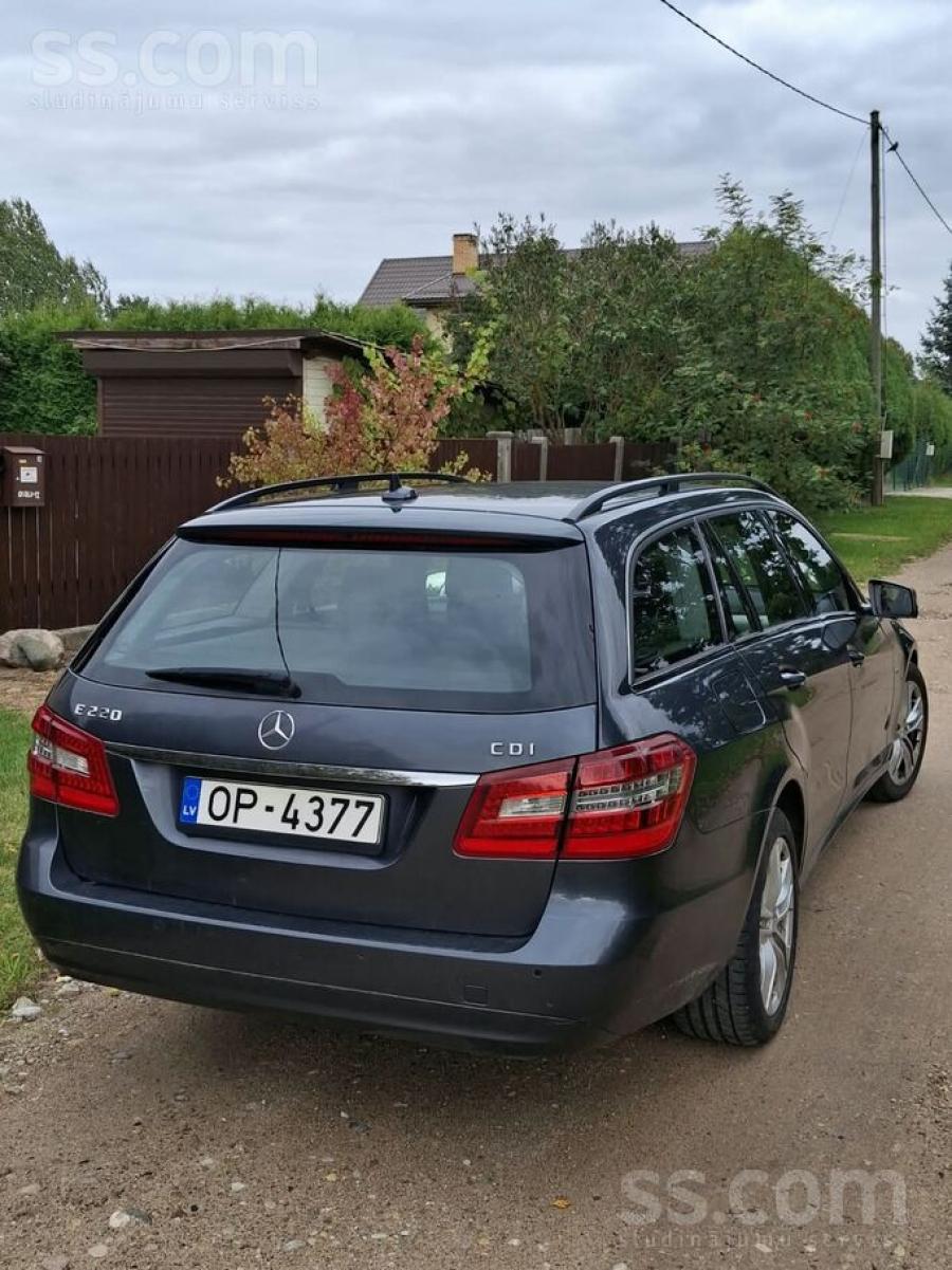 Pelēks Mercedes-Benz E 220 2011 Jūrmala, ar dzinēja tilpumu 2.20 L un nobraukumu 291 tūkst. km par 5900 €, foto 4 vietnē AUTOMOTO.COM.LV