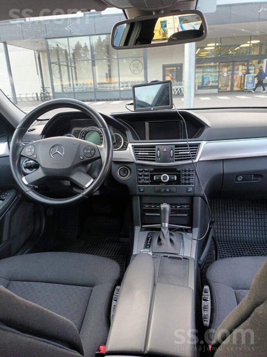 Pelēks Mercedes-Benz E 220 2011 Jūrmala, ar dzinēja tilpumu 2.20 L un nobraukumu 291 tūkst. km par 5900 €, foto 6 vietnē AUTOMOTO.COM.LV