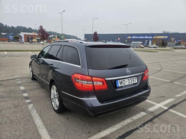 Grey Mercedes-Benz E 220 2011 in Riga, with an engine capacity of 2.20 L and mileage of 390 thousand km for 5500 €, photo 8 on AUTOMOTO.COM.LV