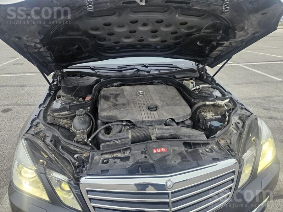 Серый Мерседес E 220 2011 в Рига, объемом двигателя 2.20 л и пробегом 390 тыс. км за 5500 €, фото 23 на AUTOMOTO.COM.LV