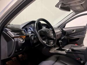 Pelēks Mercedes-Benz E 220 2012 Klaipėda, ar dzinēja tilpumu 2.14 L un nobraukumu 357 tūkst. km par 5999 €, foto 18 vietnē AUTOMOTO.COM.LV