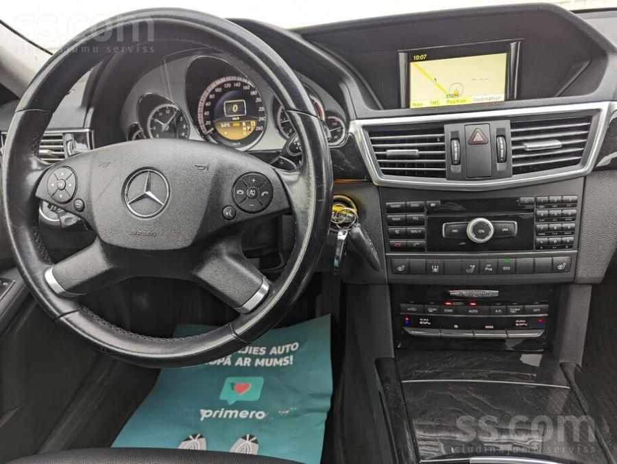 Pelēks Mercedes-Benz E 220 2012 Rīga, ar dzinēja tilpumu 2.20 L un nobraukumu 220 tūkst. km par 8990 €, foto 20 vietnē AUTOMOTO.COM.LV